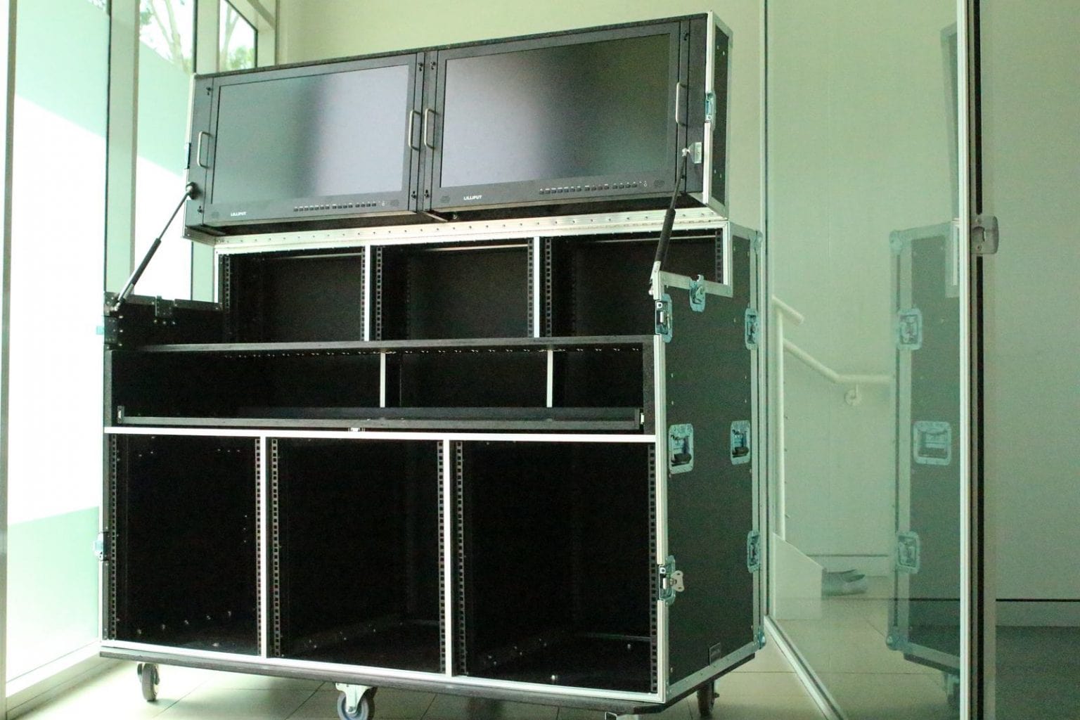 TV Flypack Road Case – Armor Road Cases