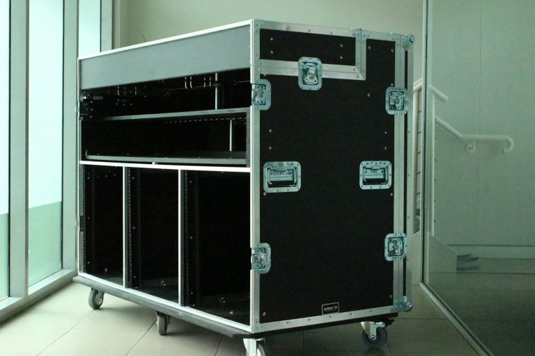 TV Flypack Road Case – Armor Road Cases