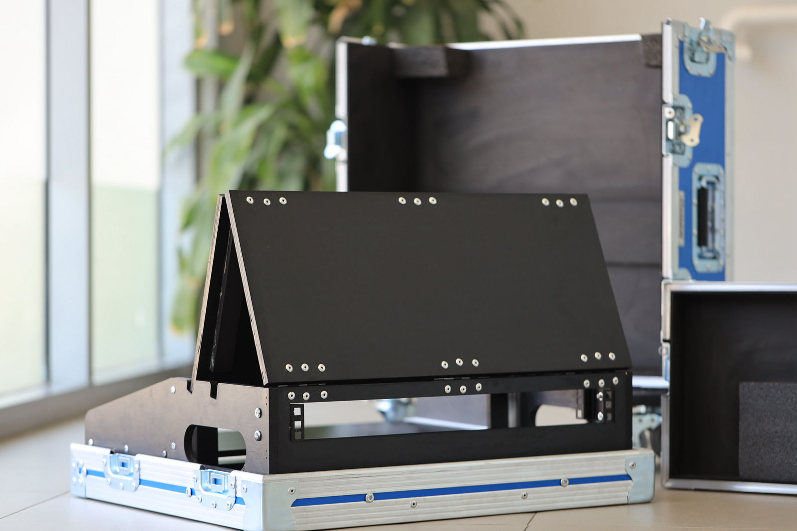 Chamsys MagicQ PC Wing Flight Case for JL Production Service – Armor ...