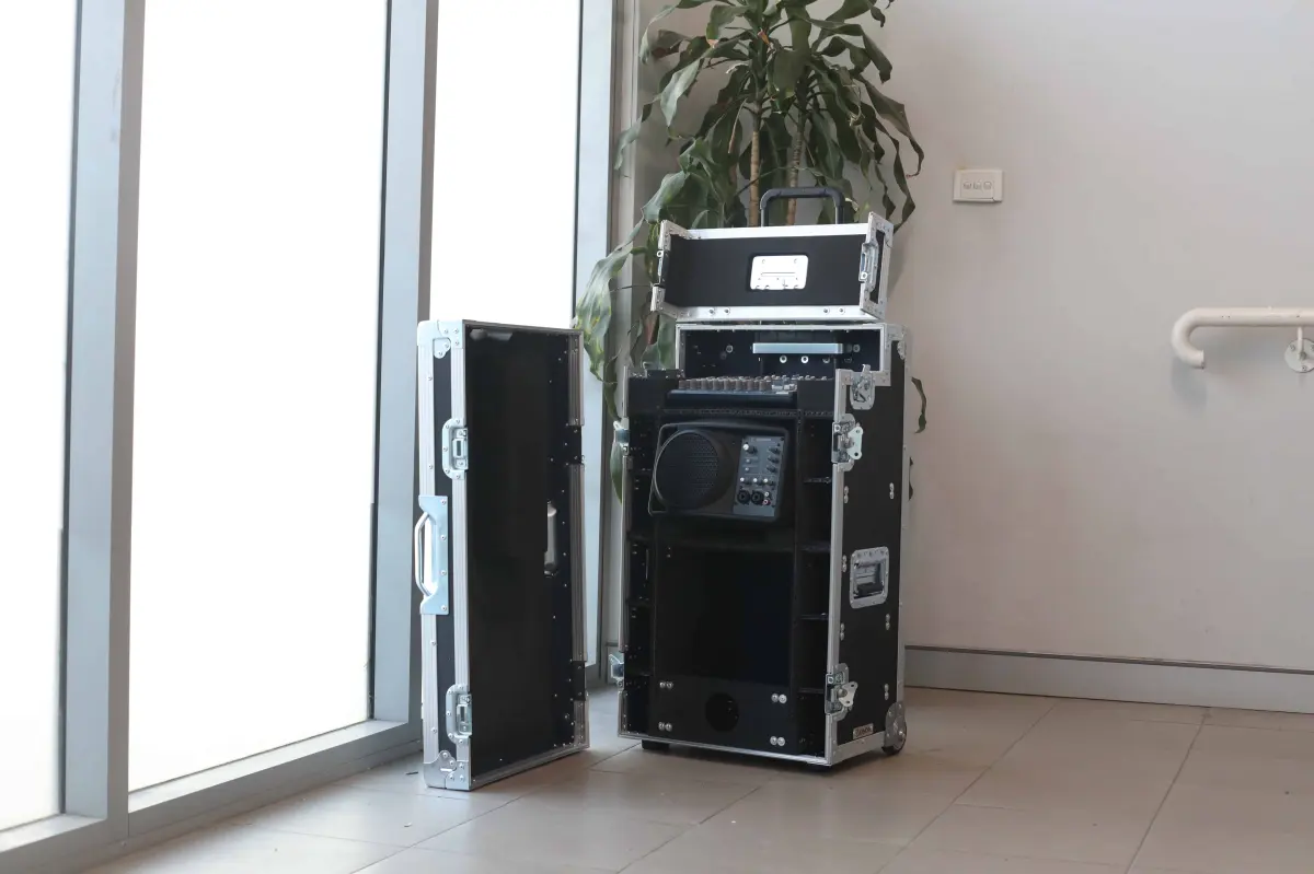 Musician Solo Flight Case with space for Monitor, Speaker, & Mixer