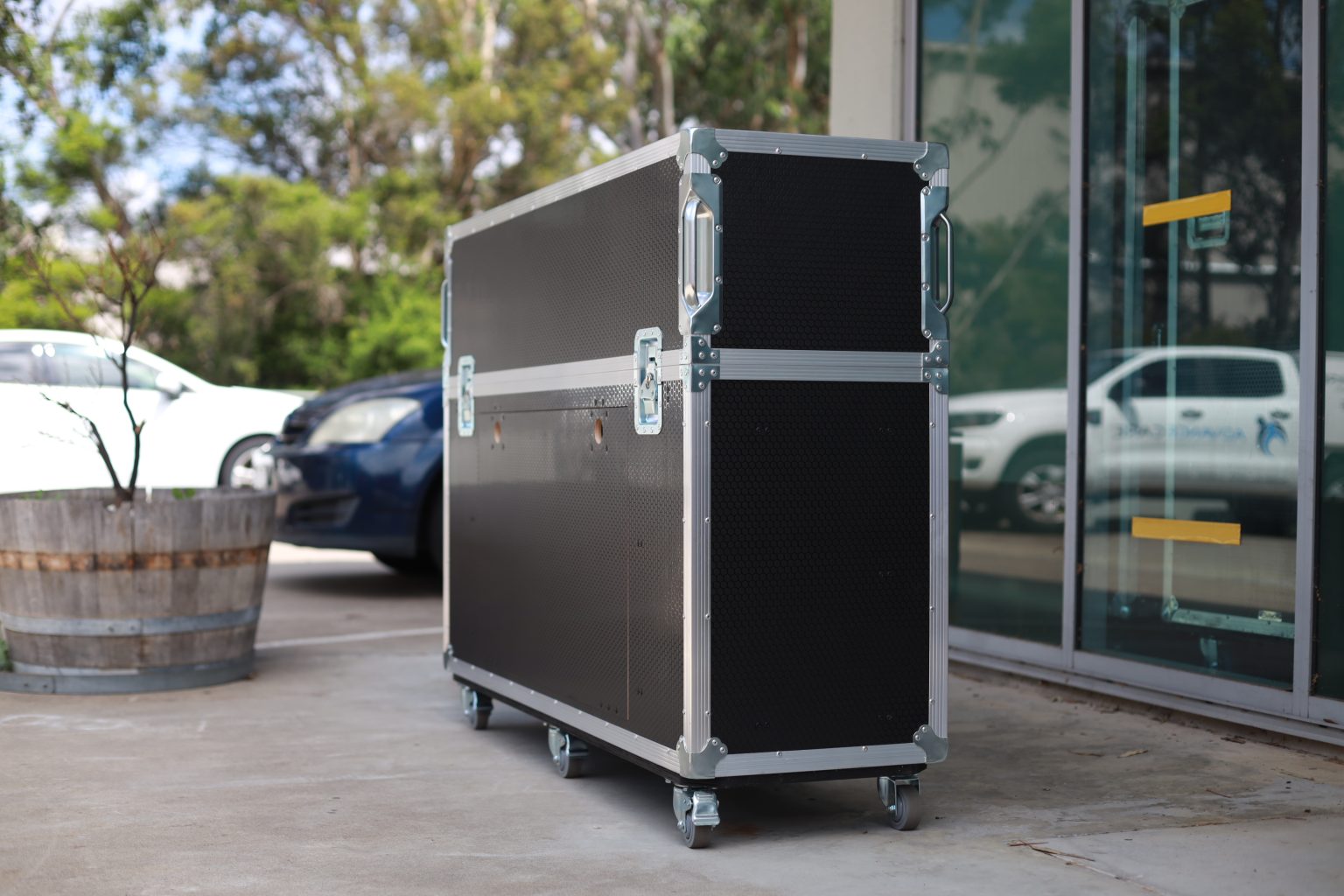 Commbox S4 Transport Case with Motorised Lift – Armor Road Cases